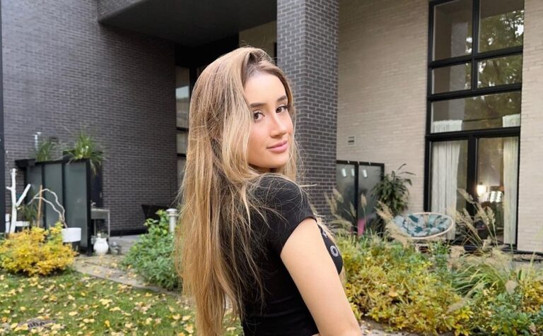 Bronwin Aurora - Biography, Career, Net Worth - Kadhal.net