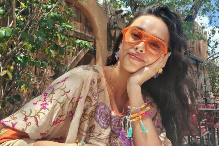 Vinessa Vidotto - Biography, Career, Net Worth - Kadhal.net