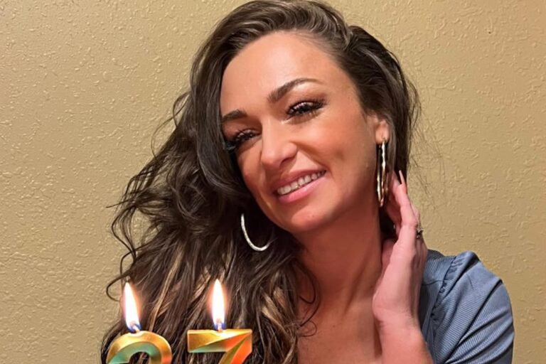 Christina Randall - Biography, Age, Career, Net Worth - Kadhal.net