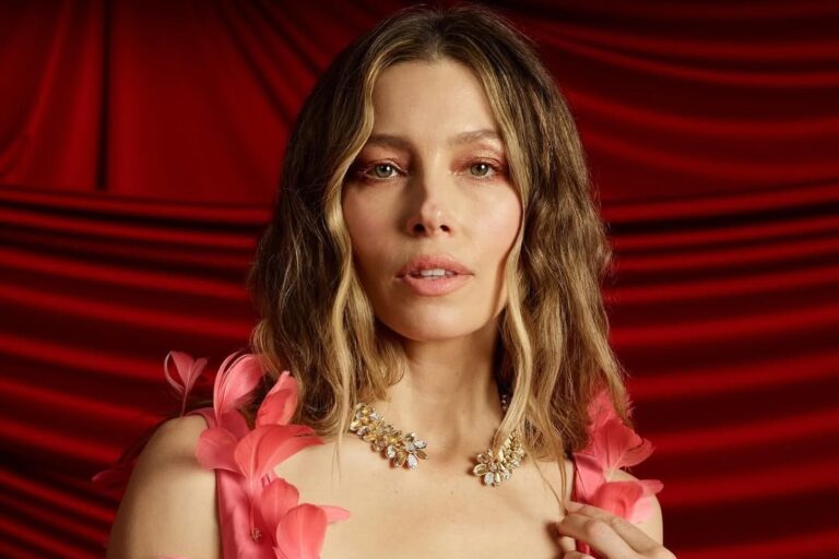 Jessica Biel - Biography, Age, Career, Net Worth - Kadhal.net