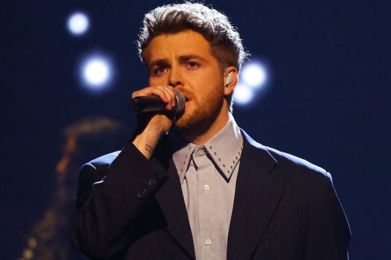 Alex Warren - Biography, Age, Career, Net Worth - Kadhal.net