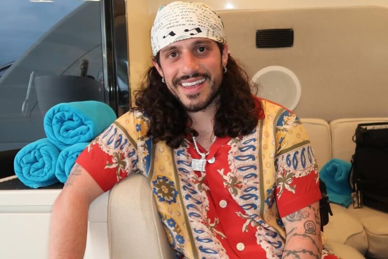 Russ Rapper - Biography, Age, Career, Net Worth - Kadhal.net